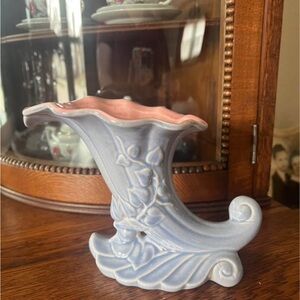 Redwing | Accents | 94s Redwing Cornucopia Vase | Poshmark